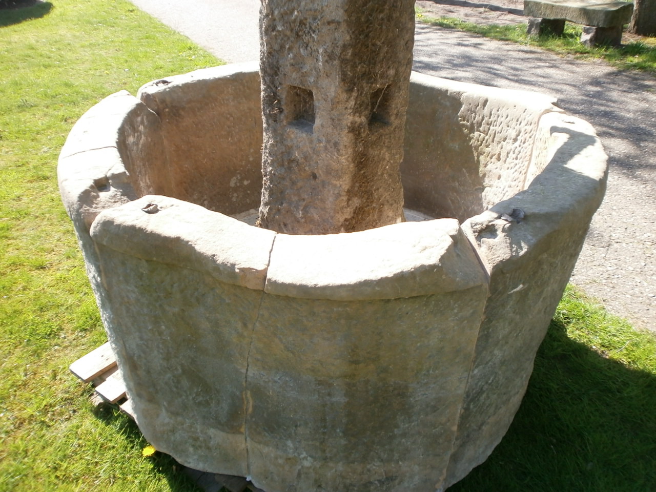 Antiker Sandsteinbrunnen – Alte Brunnen Aus Sandstein – YCYHXQ